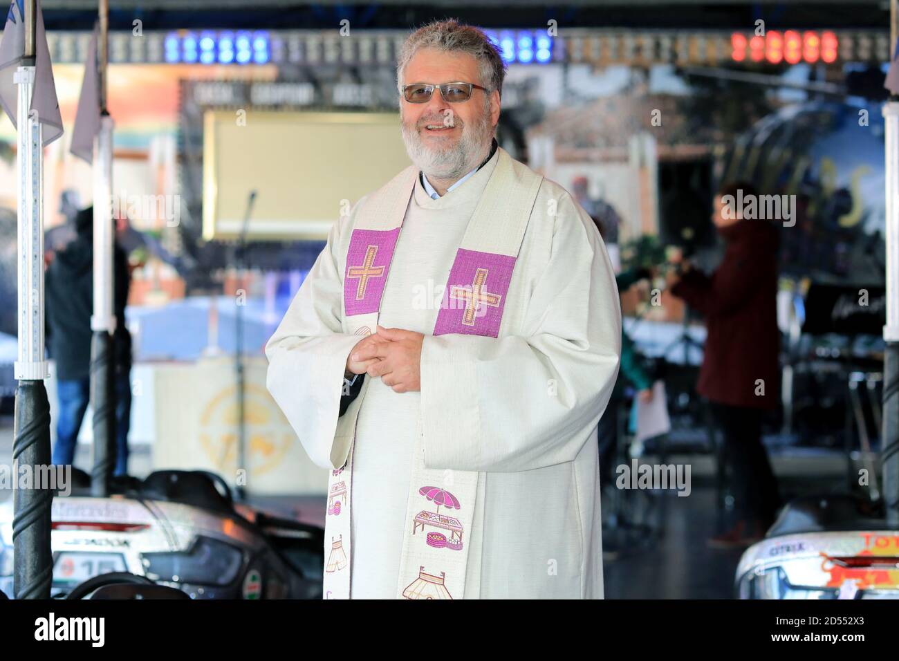 Magdeburg, Germany. 11th Oct, 2020. Circus and showman priest Conrad ...