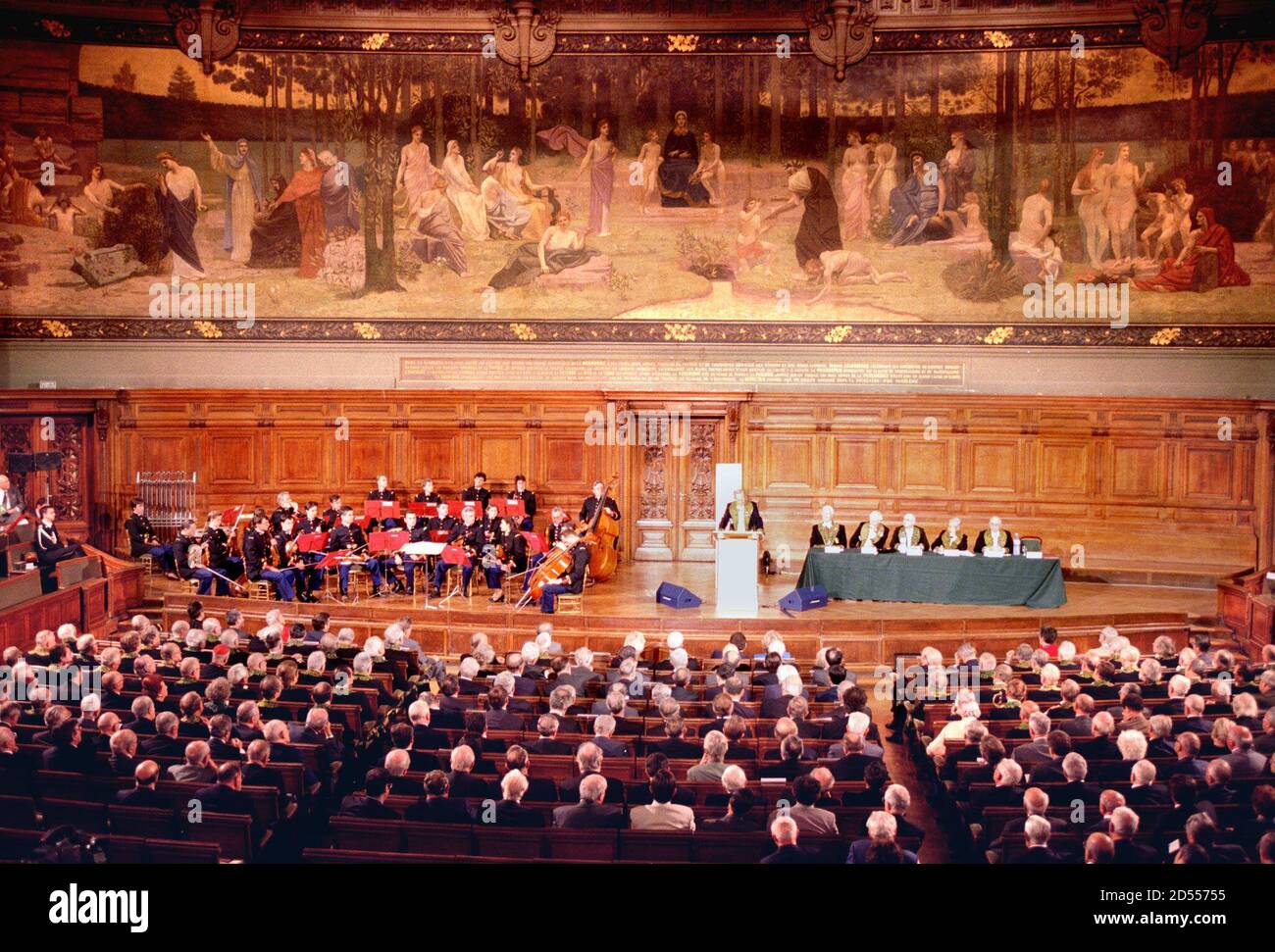 Sorbonne amphitheatre hi-res stock photography and images - Alamy