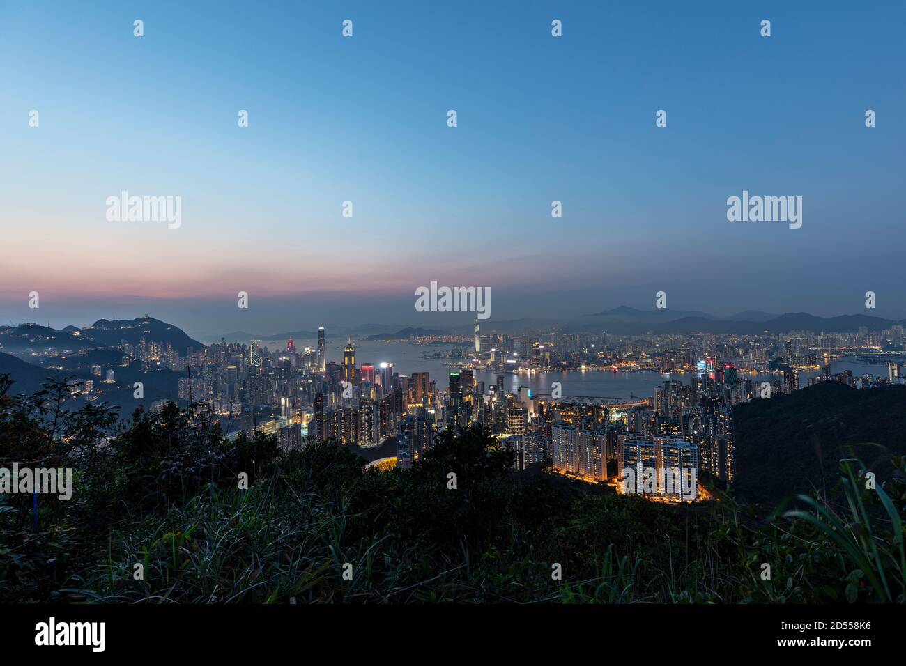 Views Over Hong Kong skyline from Jardines Lookout, near Mt Butler on ...