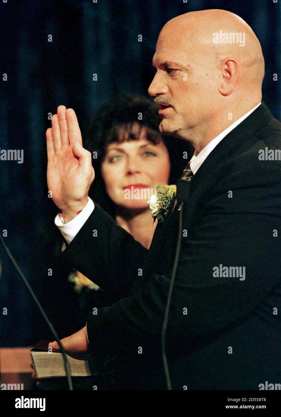 Jesse ventura hi-res stock photography and images - Alamy