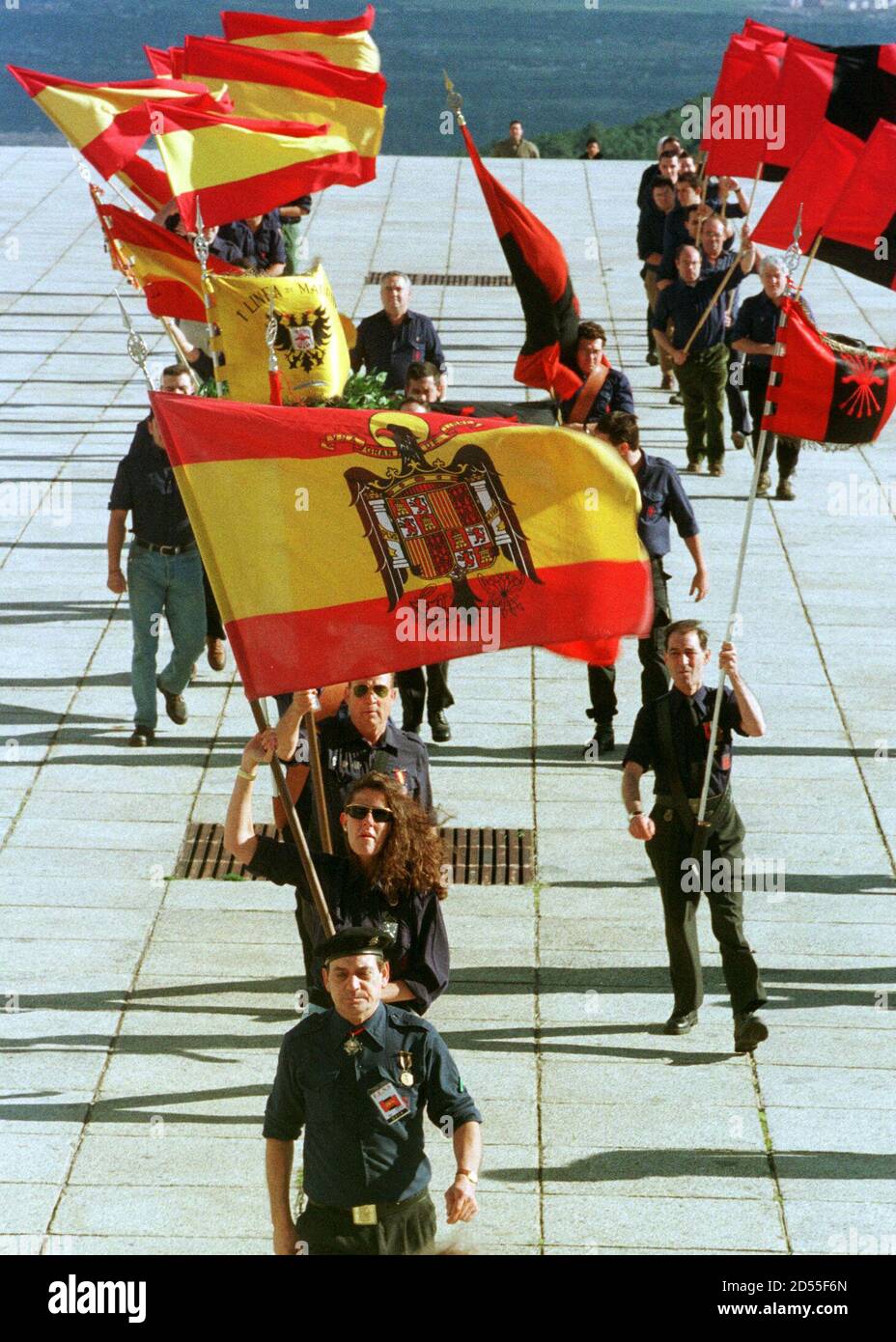 General franco's death 1975 hi-res stock photography and images - Alamy