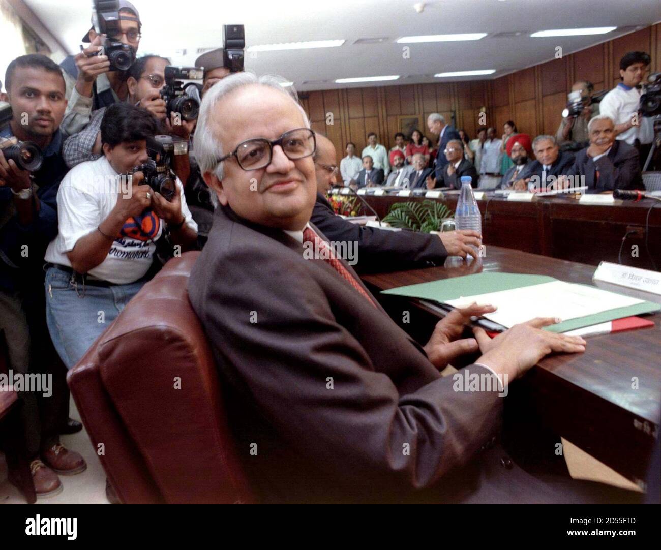 Bimal jalan hi-res stock photography and images - Alamy
