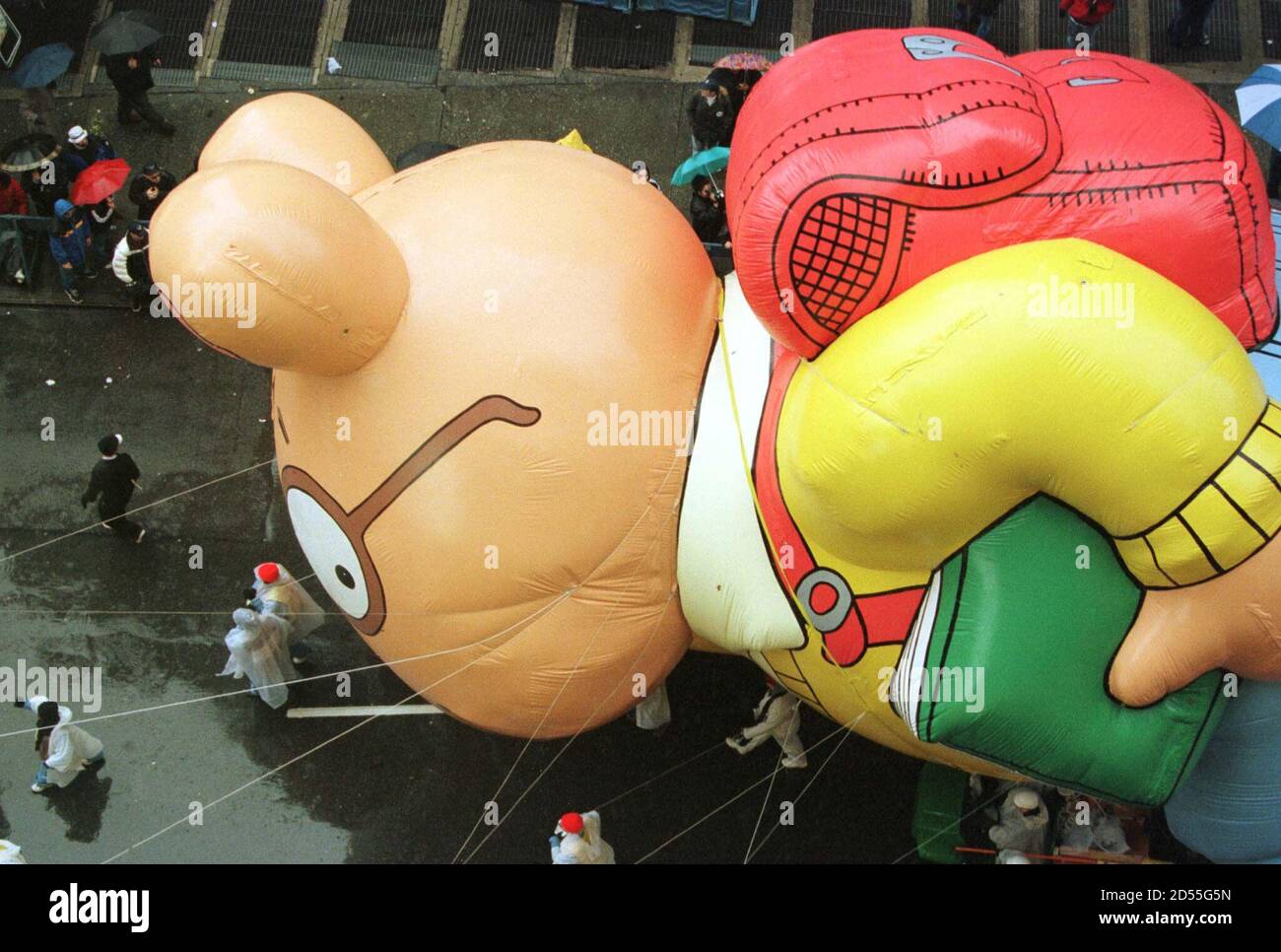 Thanksgiving balloon handlers hi-res stock photography and images - Alamy