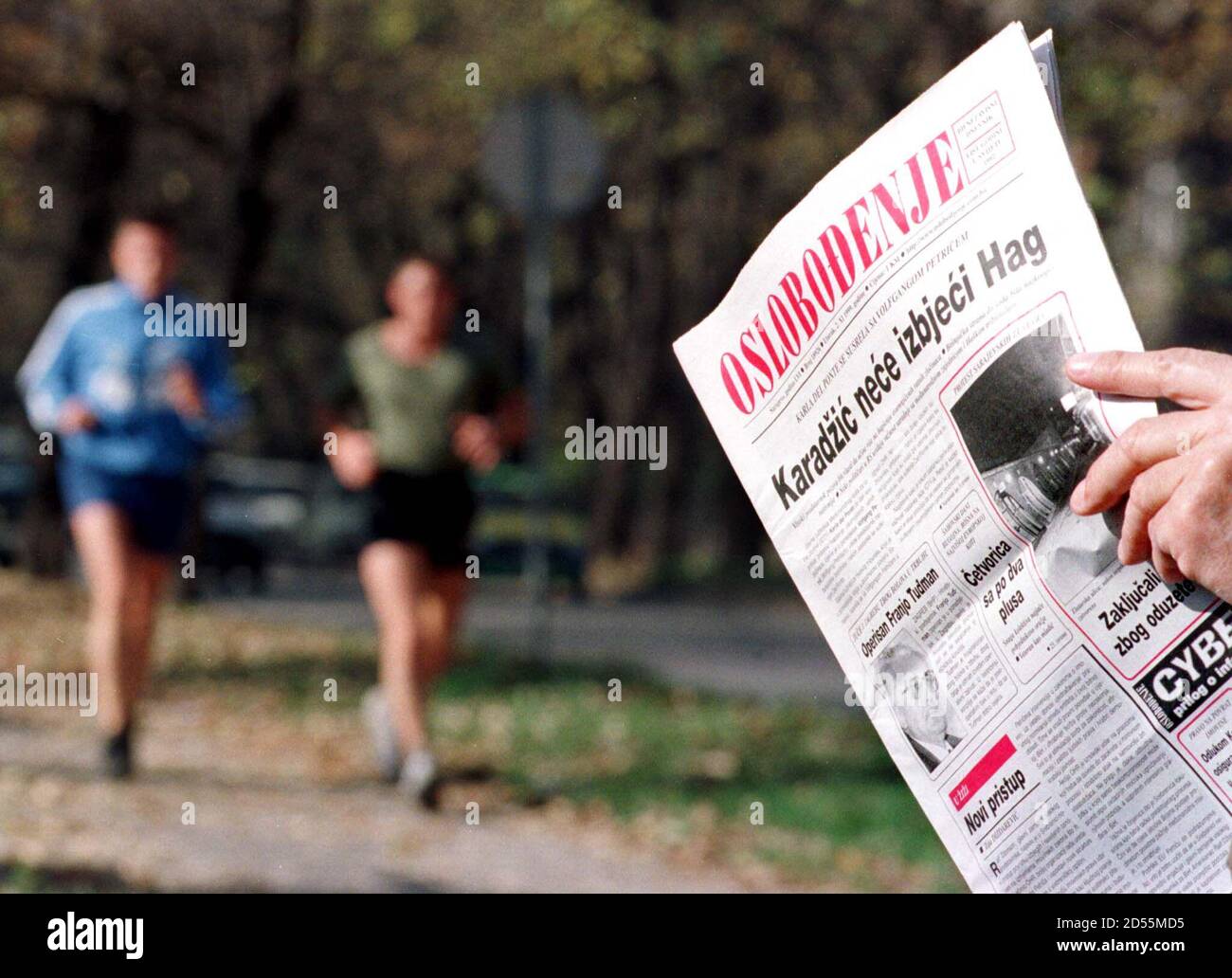 Bosnia war newspaper hi-res stock photography and images - Alamy
