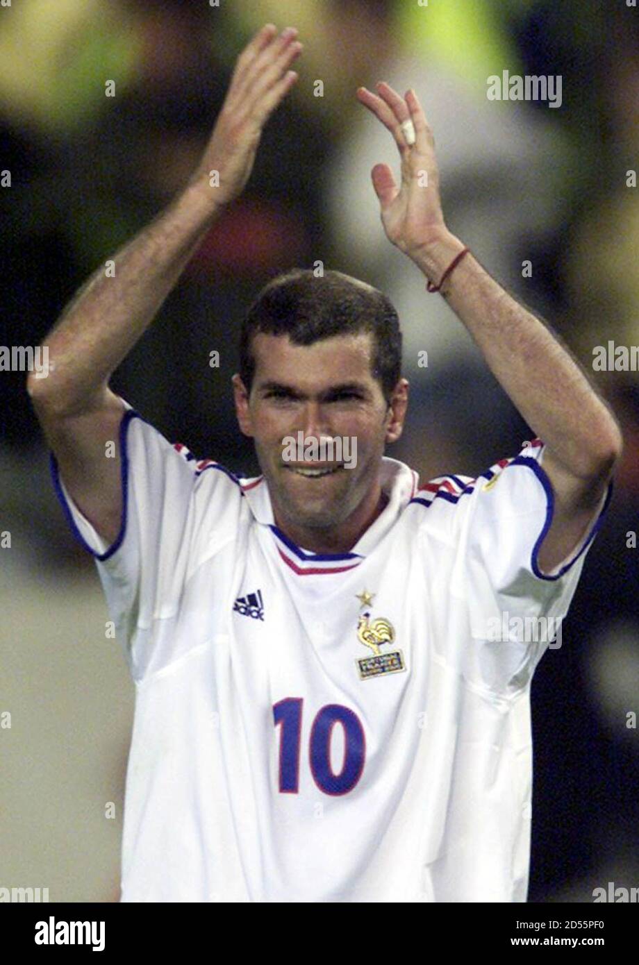 Zinedine zidane penalty hi-res stock photography and images - Alamy