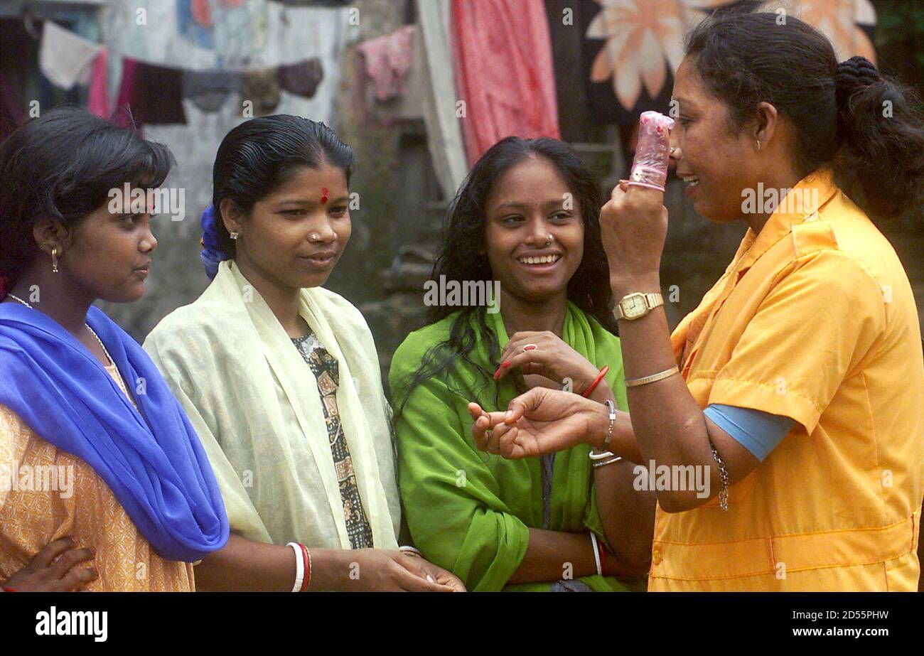 Sonagachi district hi-res stock photography and images - Alamy