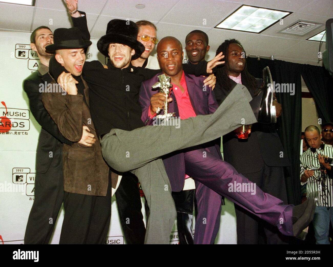 Lead singer jamiroquai hi-res stock photography and images - Alamy