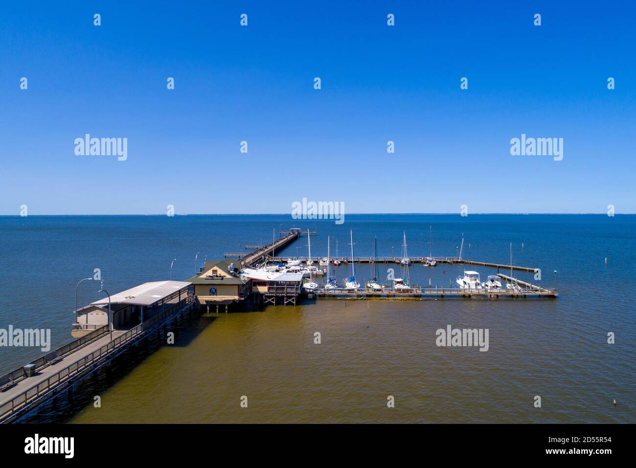 The Fairhope, Alabama municipal pier Stock Photo - Alamy