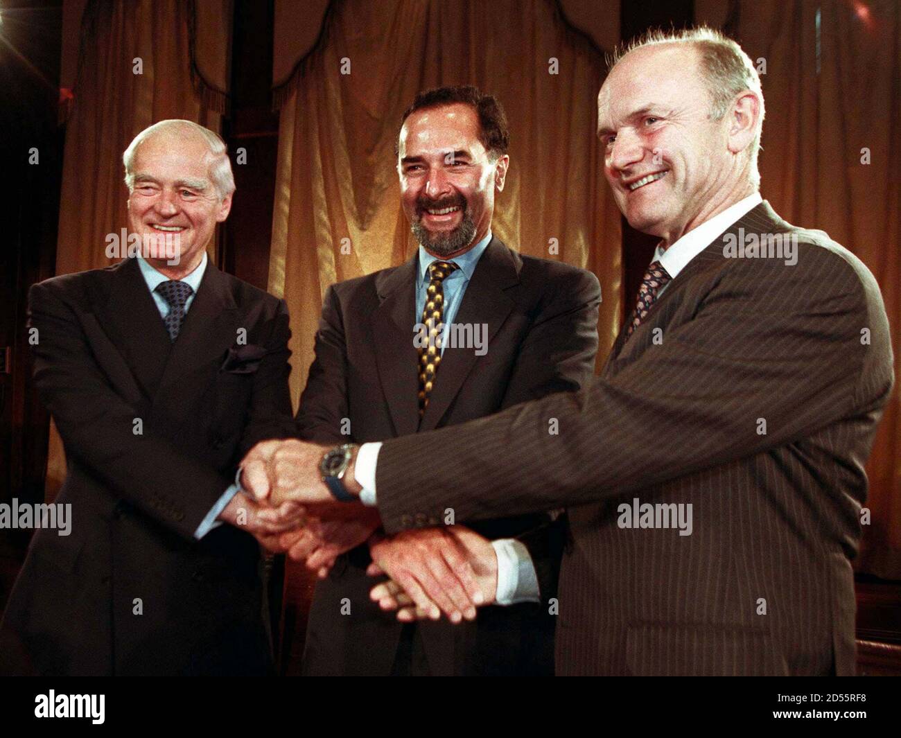 Rolls royce chairman sir ralph robins hi-res stock photography and ...