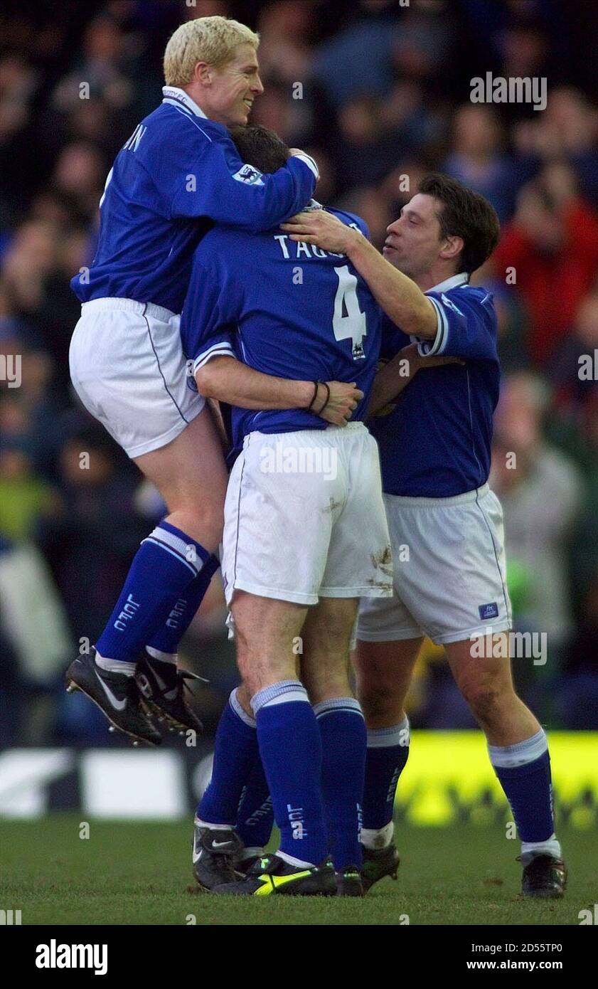 Gerry taggart neil lennon hi-res stock photography and images - Alamy