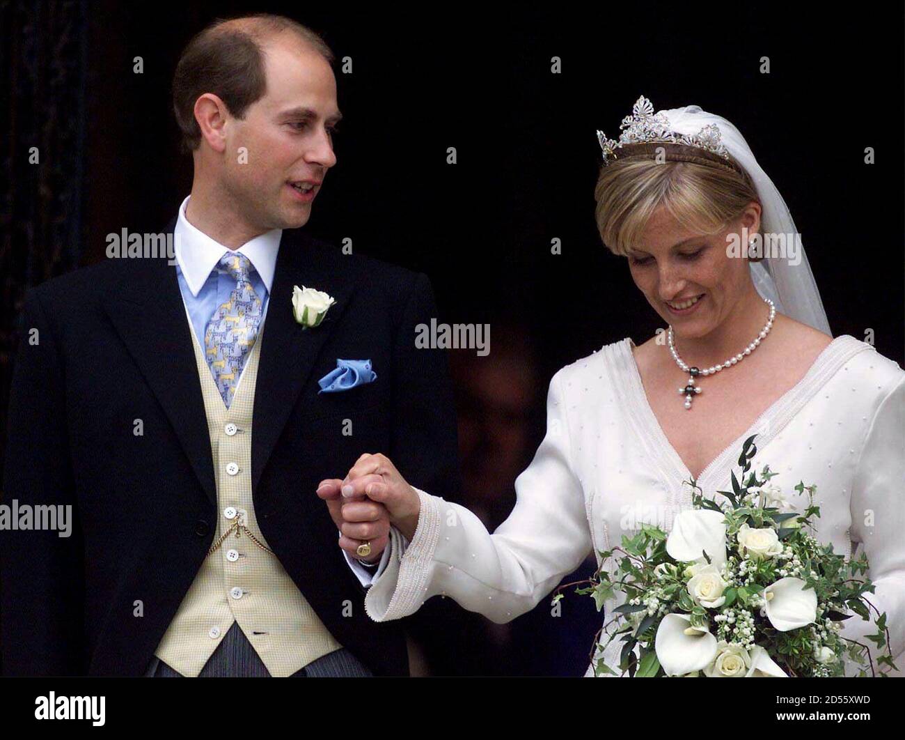 Sophie rhys jones at st georges chapel in windsor hi-res stock ...