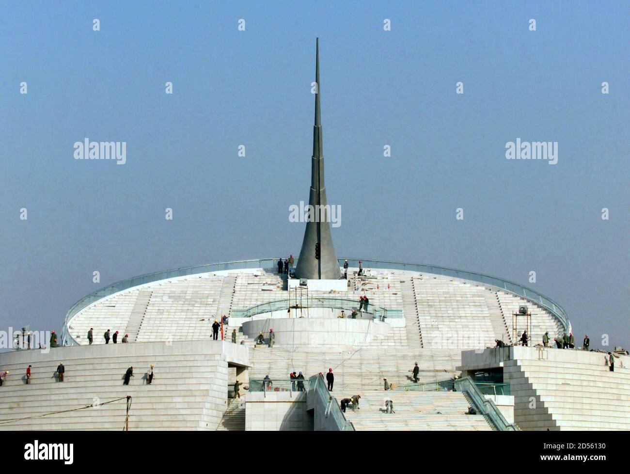 New Millennium Sundial High Resolution Stock Photography and Images - Alamy