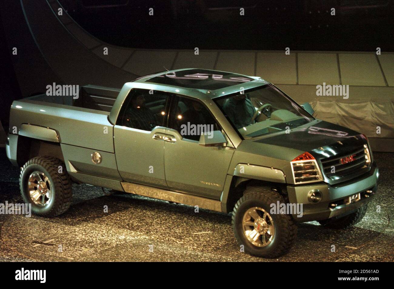 Four Wheel Steering High Resolution Stock Photography and Images - Alamy