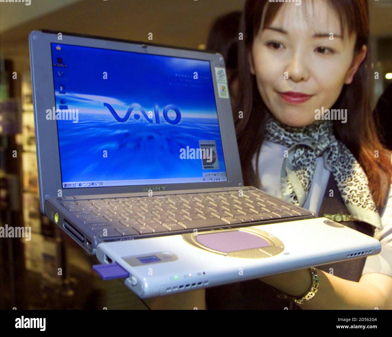 Sony japan employee hi-res stock photography and images - Alamy