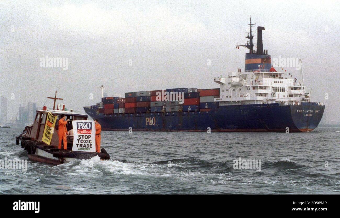 Encounter with container ship hi-res stock photography and images - Alamy