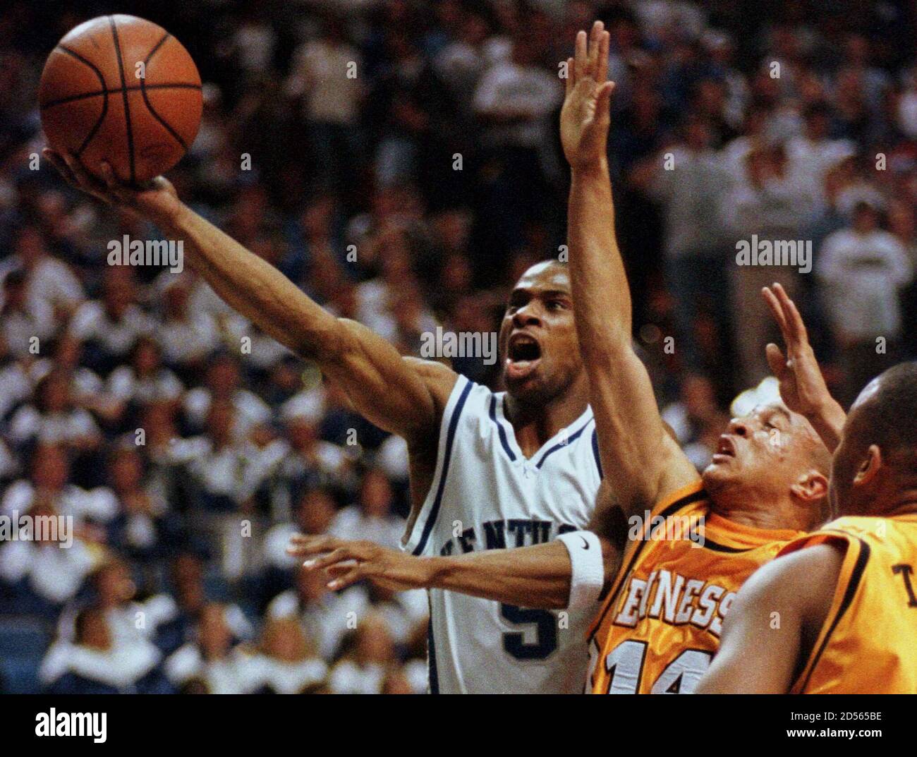 University of kentucky lexington basket hi-res stock photography and ...