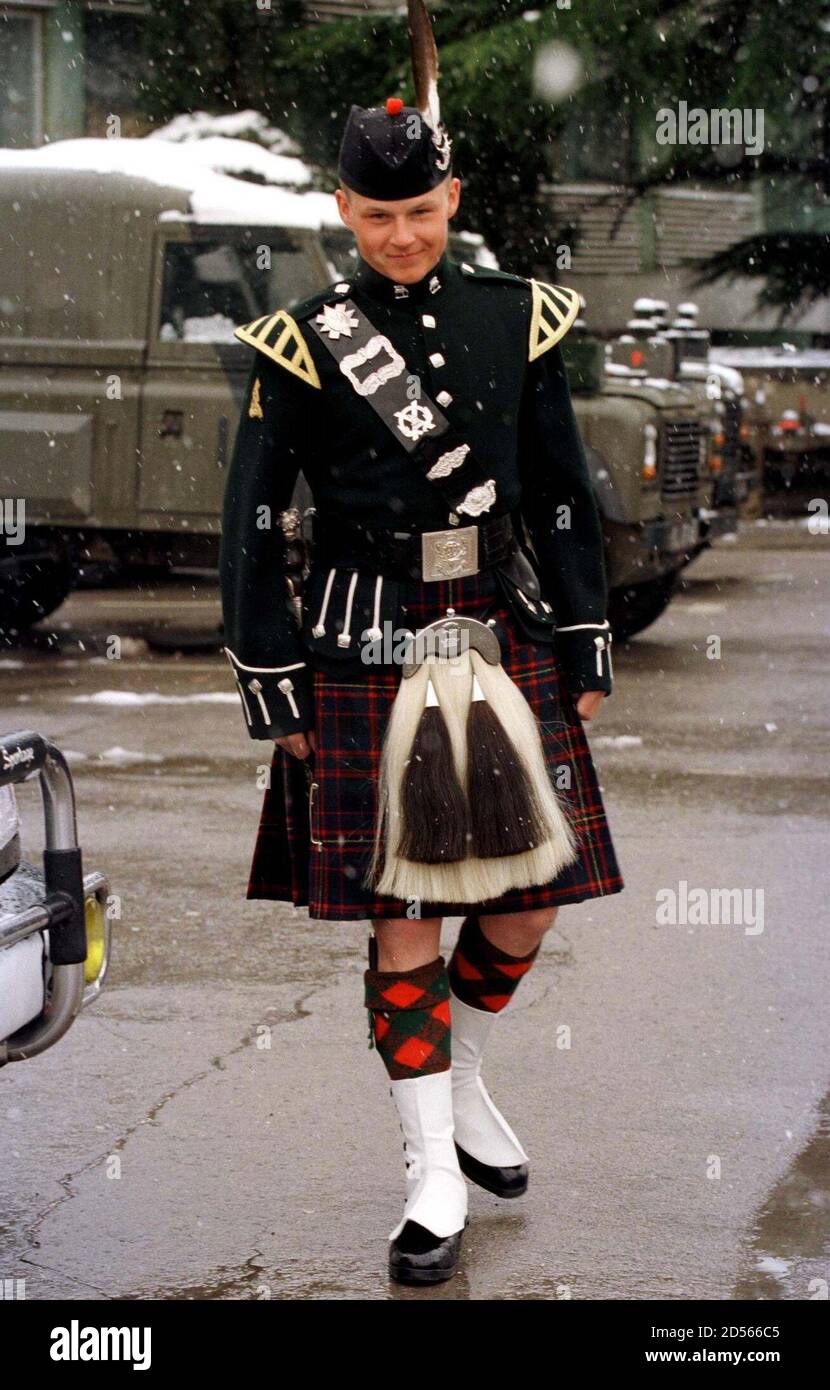 Highlander regiment hi-res stock photography and images - Alamy