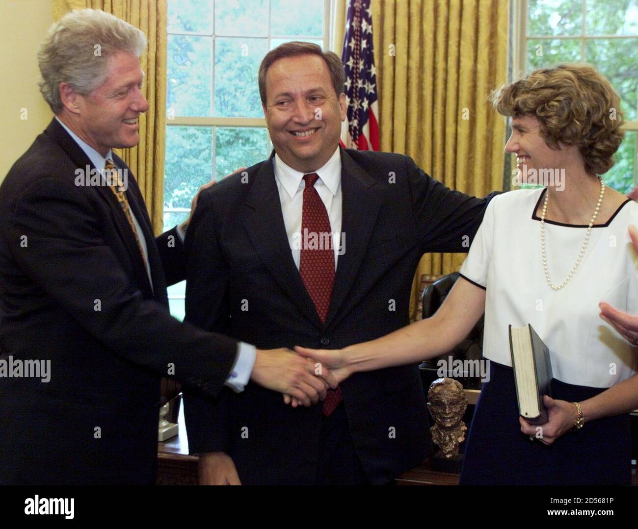Lawrence summers bill clinton hi-res stock photography and images - Alamy