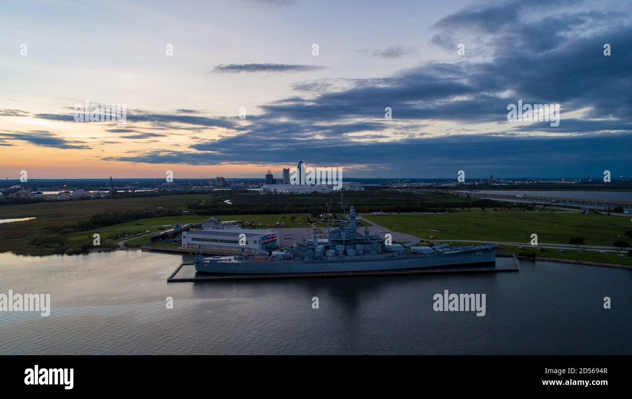 Uss alabama battleship hi-res stock photography and images - Alamy
