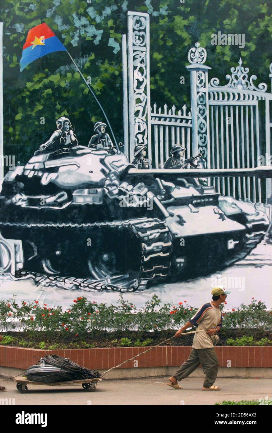 Vietnam war fall of saigon hi-res stock photography and images - Alamy