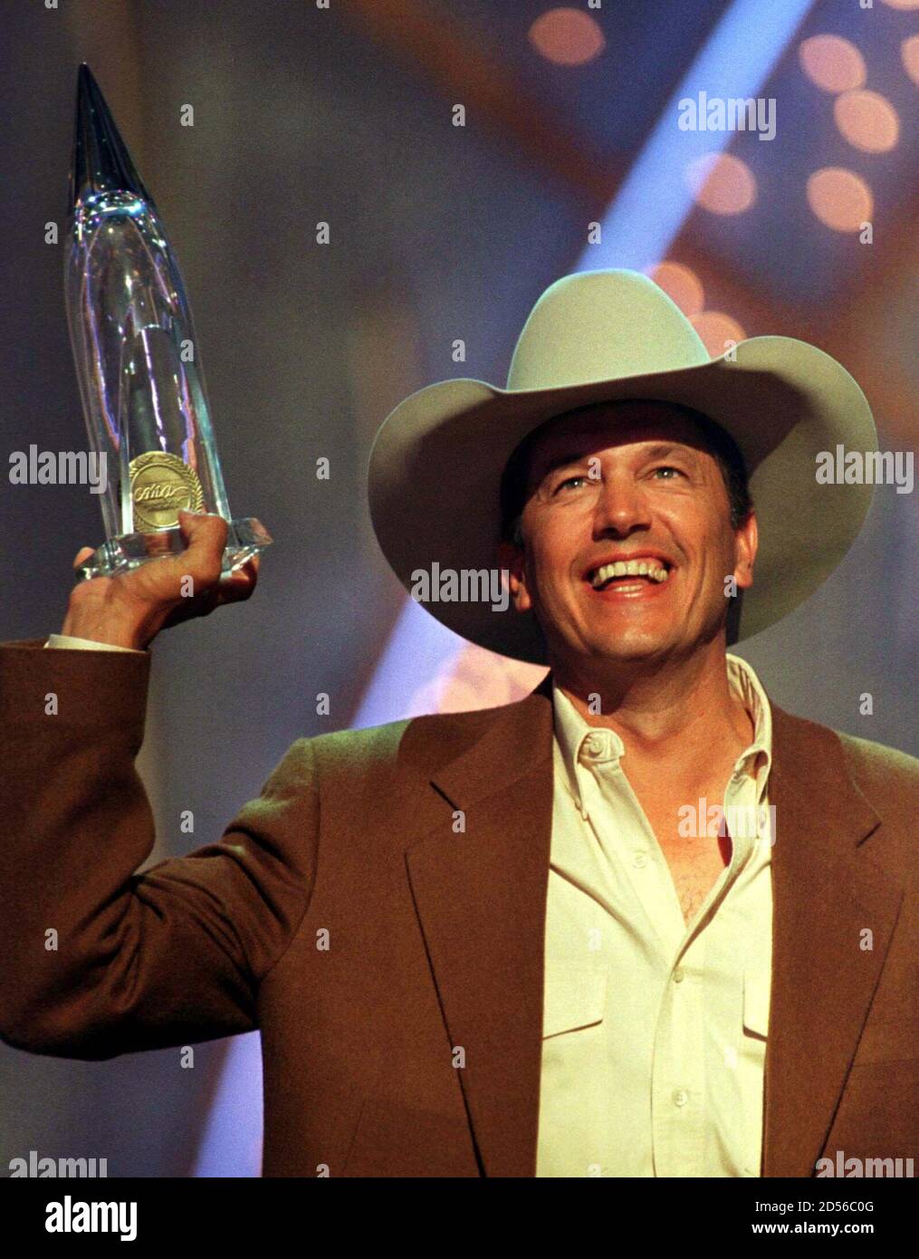 George strait country singer hi-res stock photography and images - Alamy