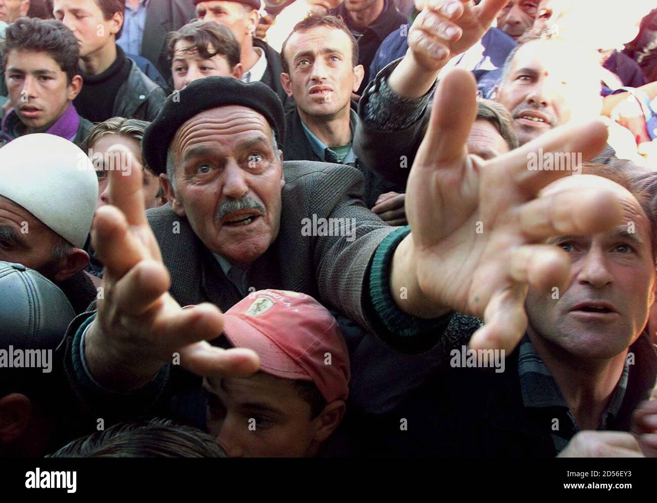 Refugees from kosovo in a refugee camp in kukes albania hi-res stock ...