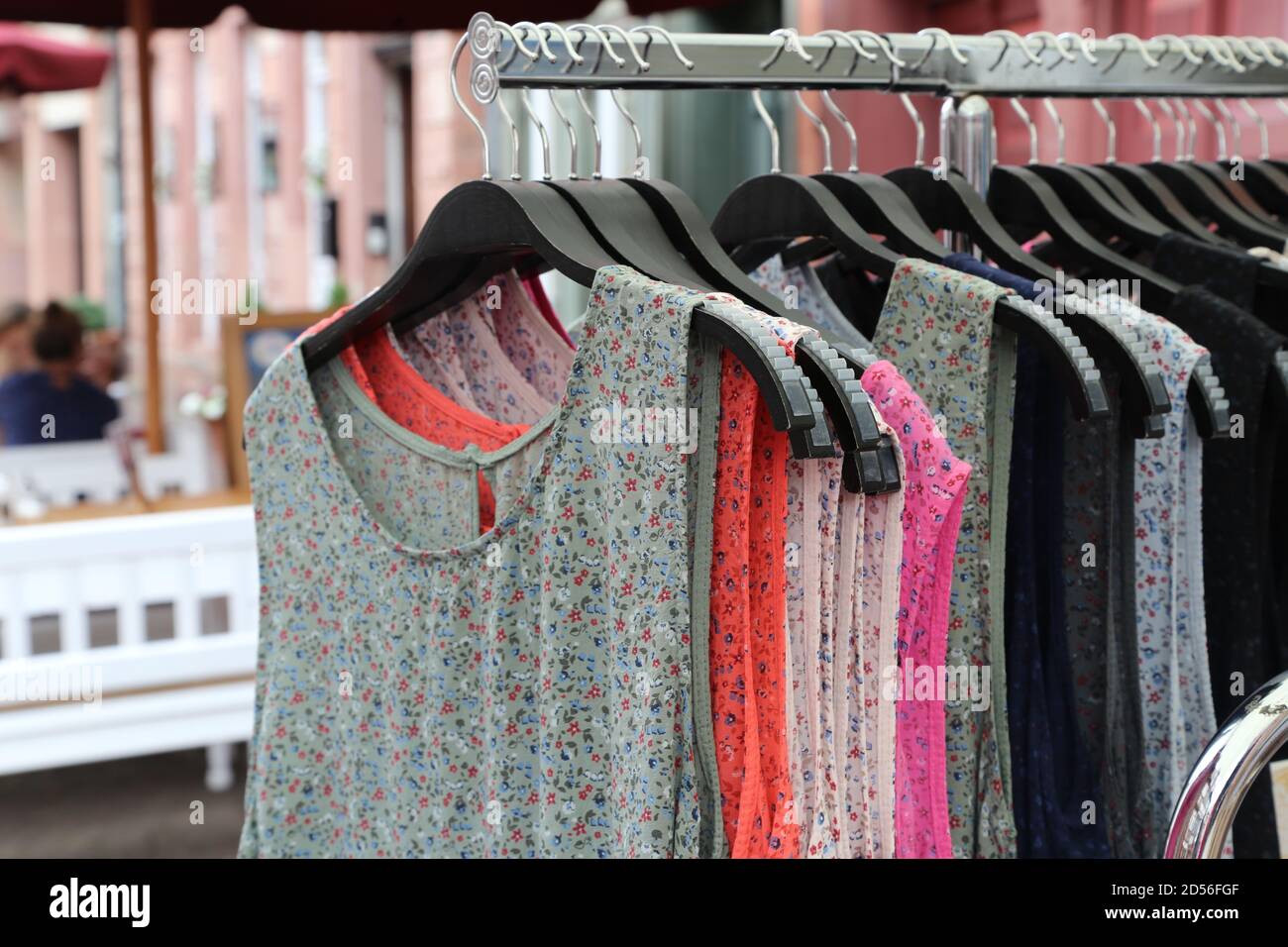 Hanging clothes in a boutique hi-res stock photography and images - Alamy
