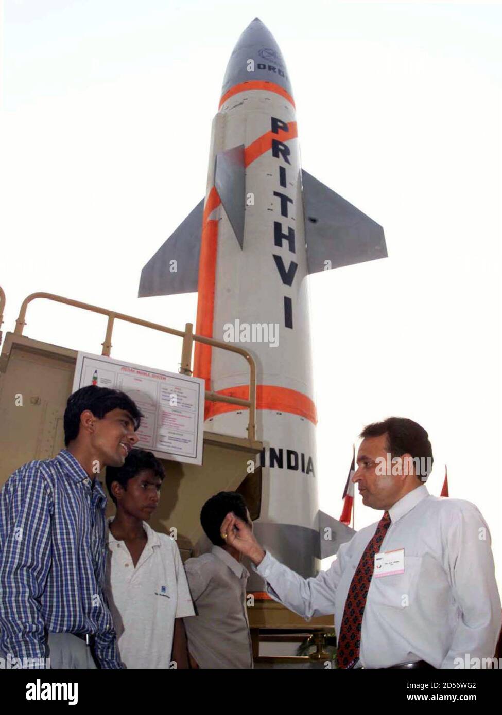 India missile prithvi hi-res stock photography and images - Alamy