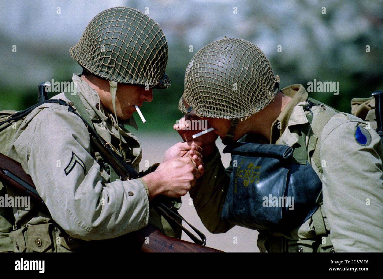 Ww2 us uniforms hi-res stock photography and images - Alamy