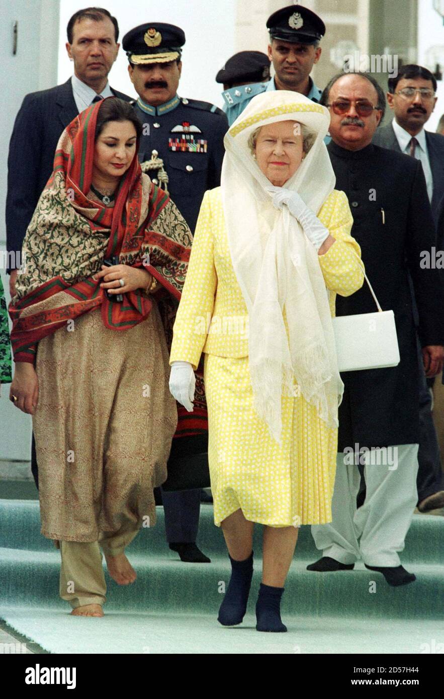 Visit faisal mosque in islamabad hi-res stock photography and images ...