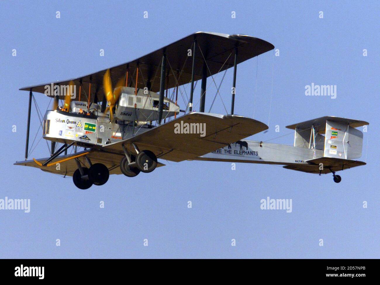Vickers vimy london hi-res stock photography and images - Alamy