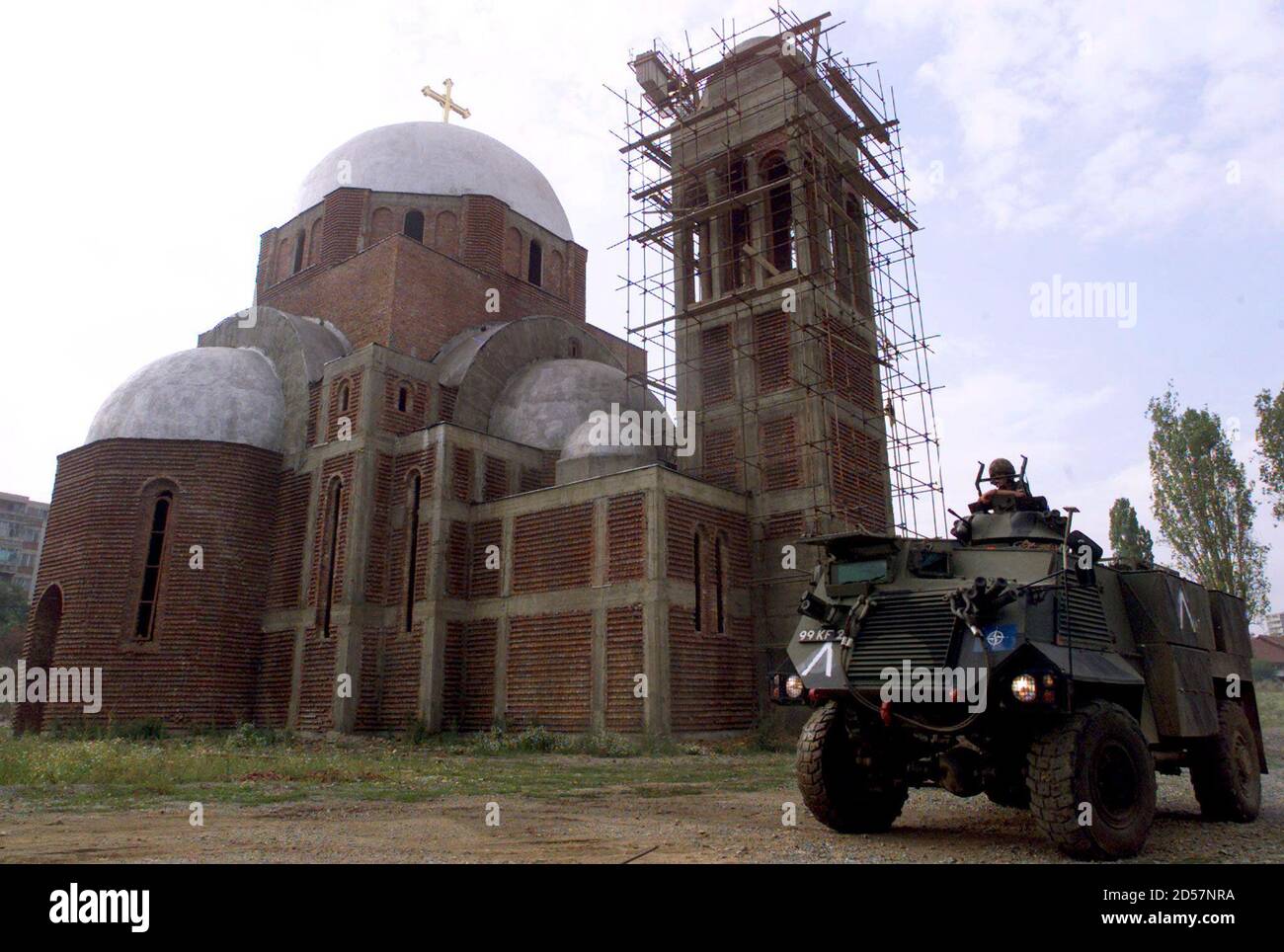 Saracen armoured personnel carrier hi-res stock photography and images ...
