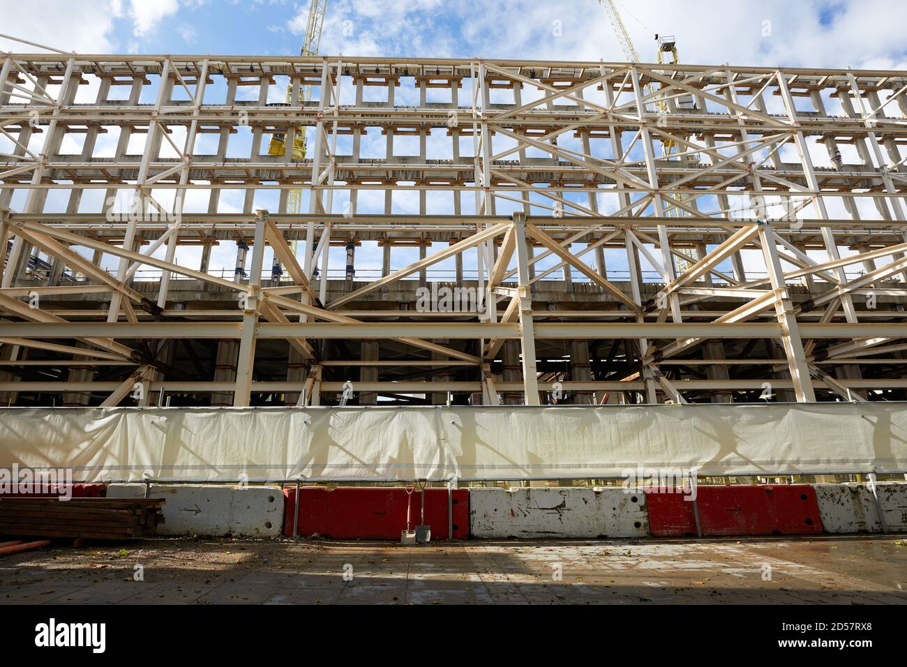Qatari diar hi-res stock photography and images - Alamy