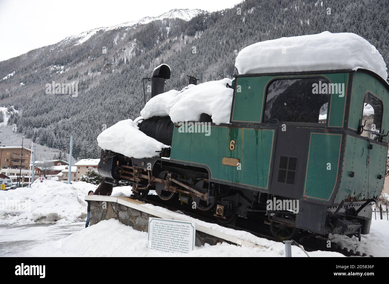 Ice train france hi-res stock photography and images - Alamy