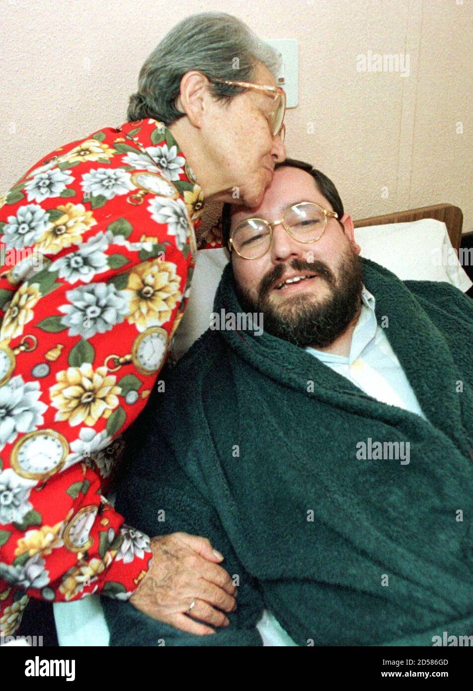 Guatemalan Priest High Resolution Stock Photography and Images - Alamy