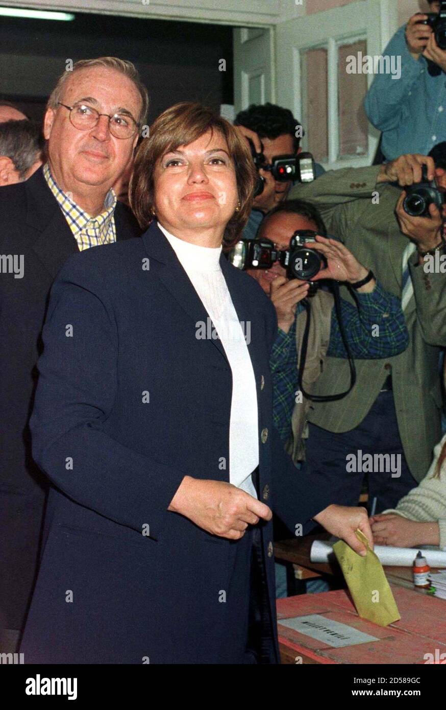 Tansu çiller hi-res stock photography and images - Alamy