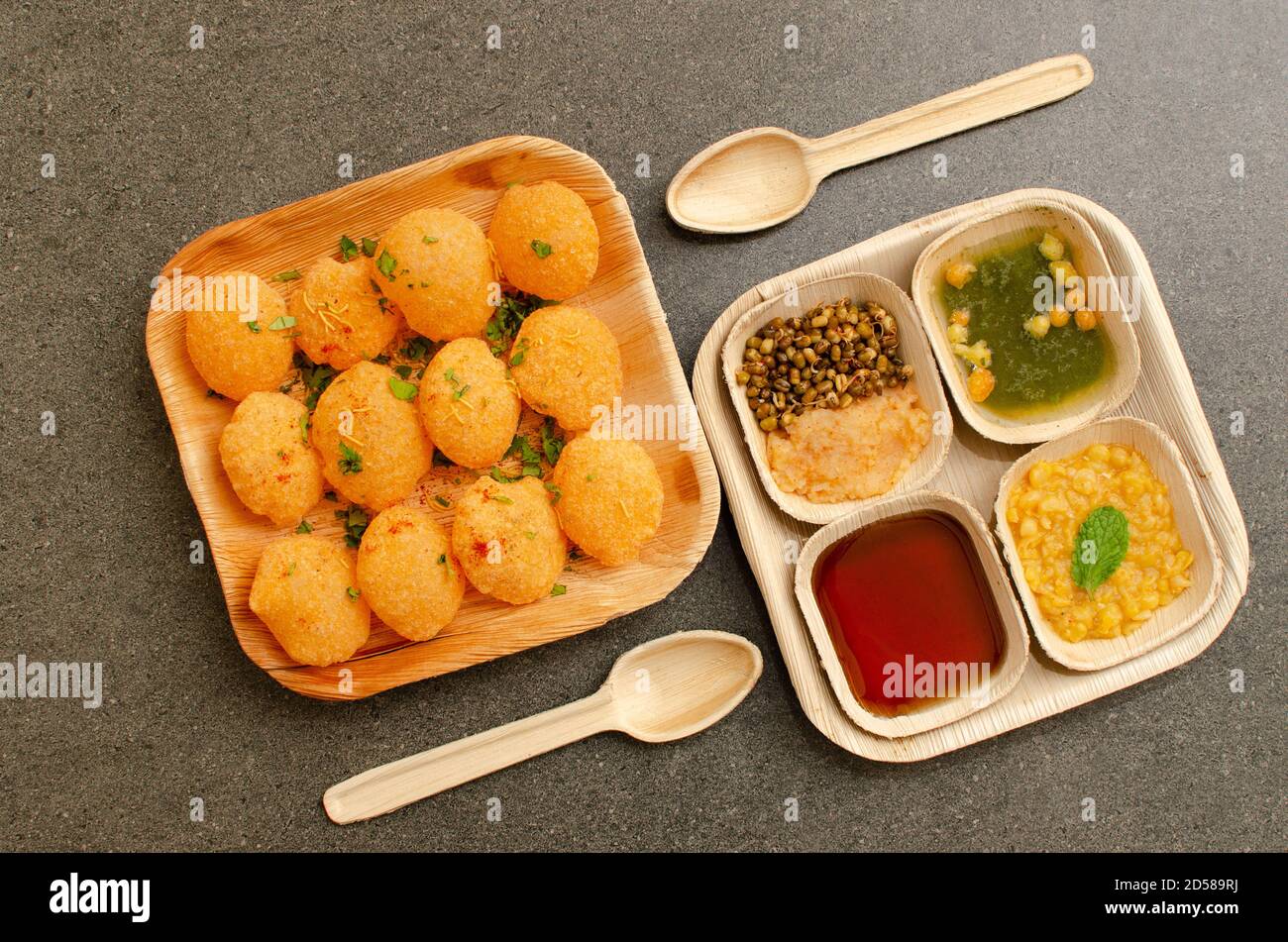 Panipuri hi-res stock photography and images - Alamy