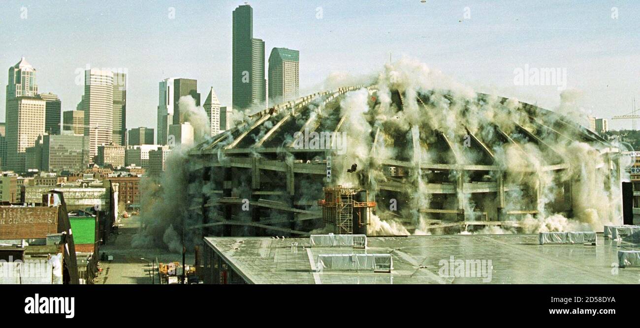 New kingdome stadium hi-res stock photography and images - Alamy