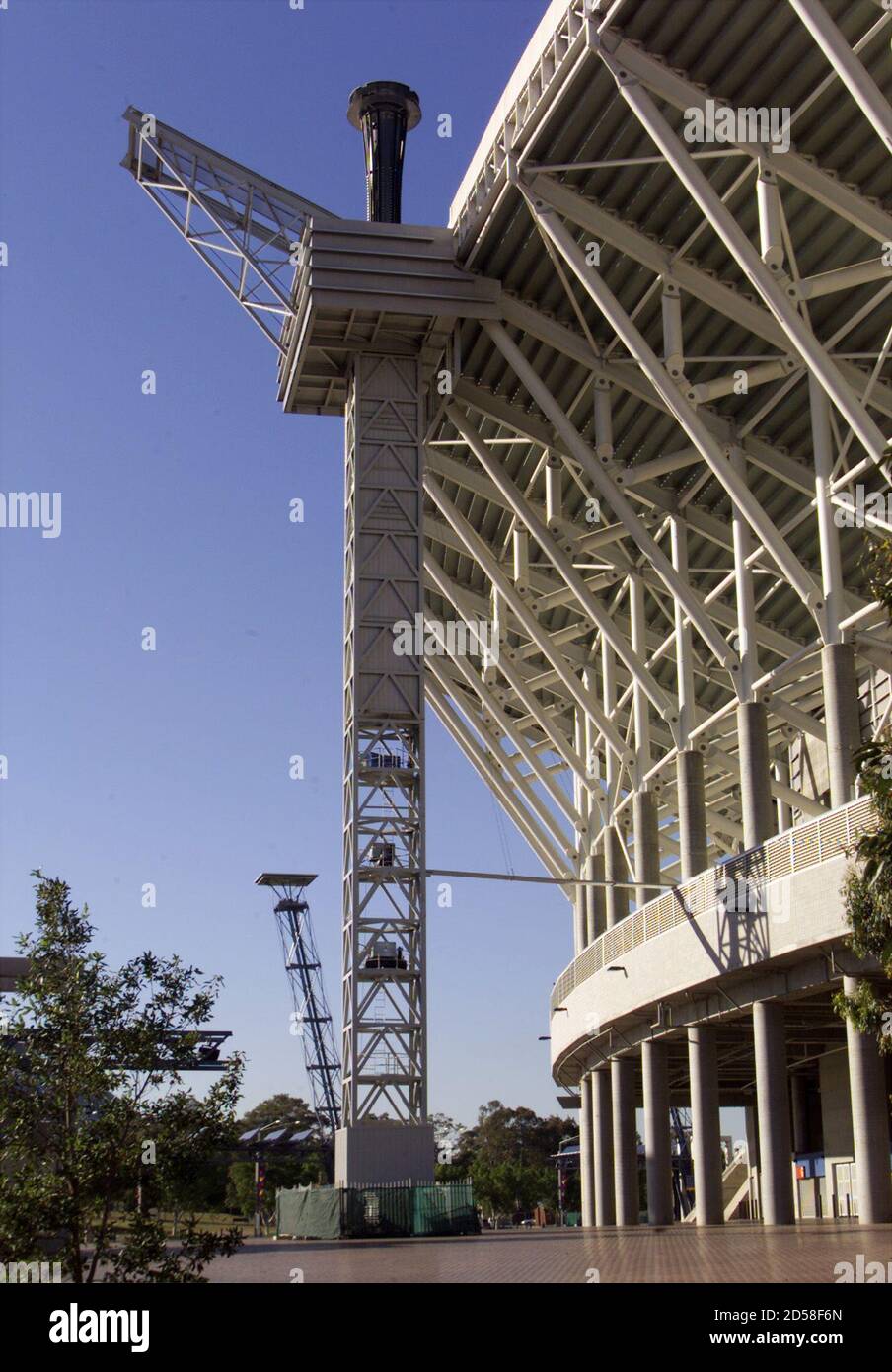 Olympic torch of sydney hi-res stock photography and images - Alamy