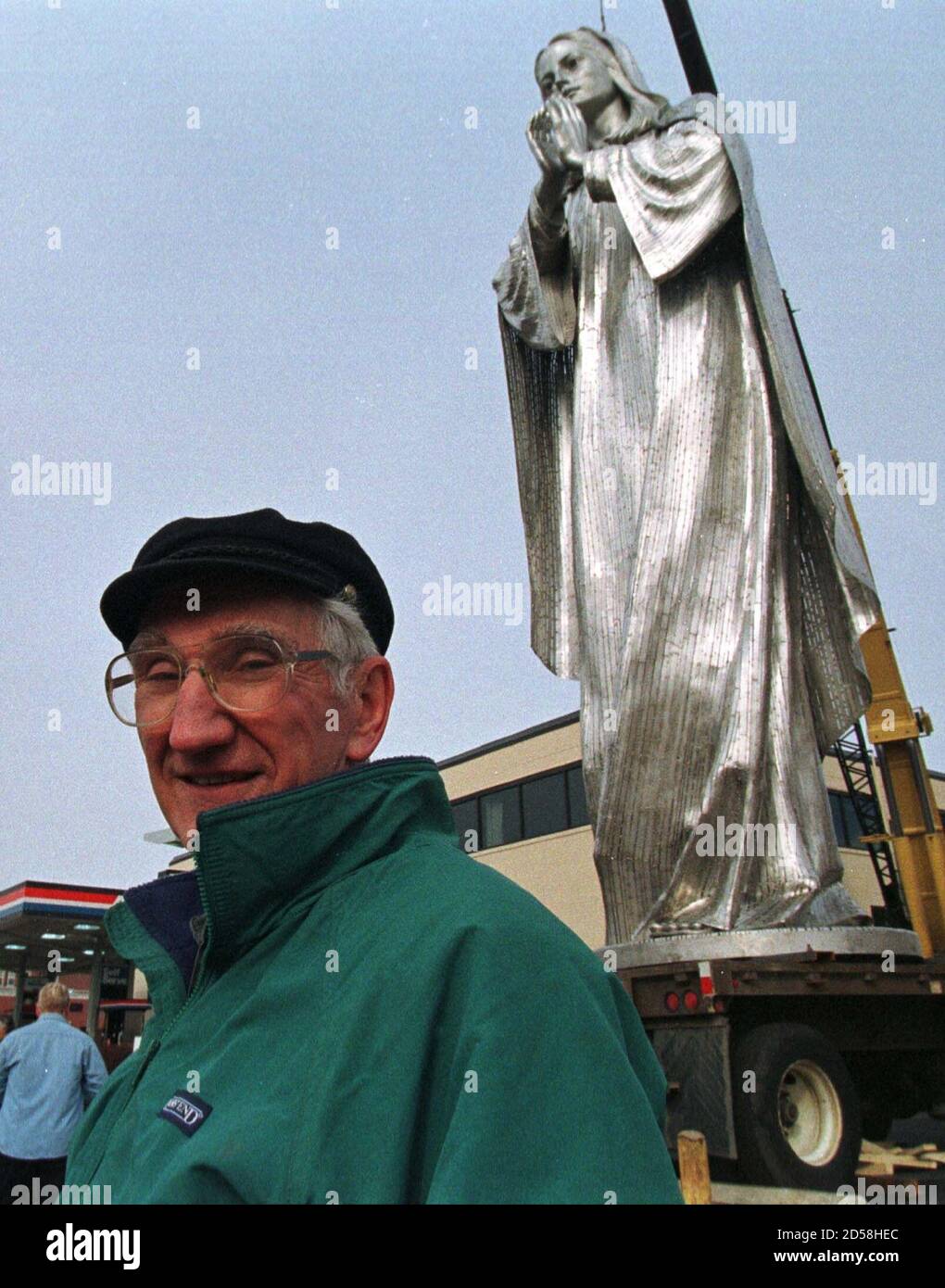 30 foot sculpture hi-res stock photography and images - Alamy