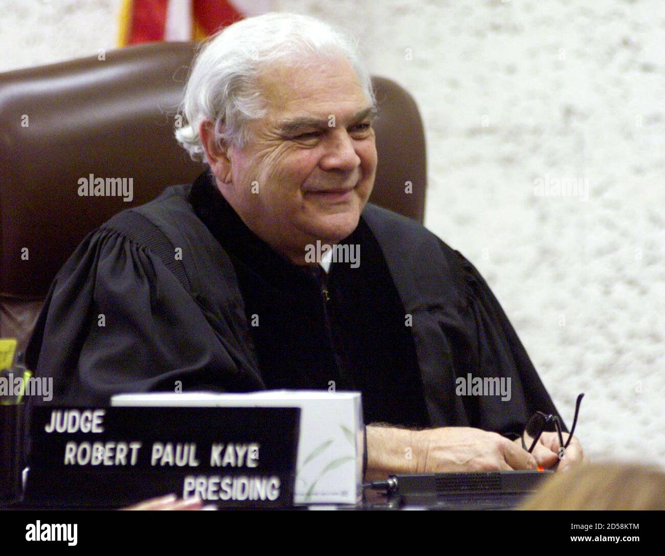 Judge bench verdict hi-res stock photography and images - Alamy