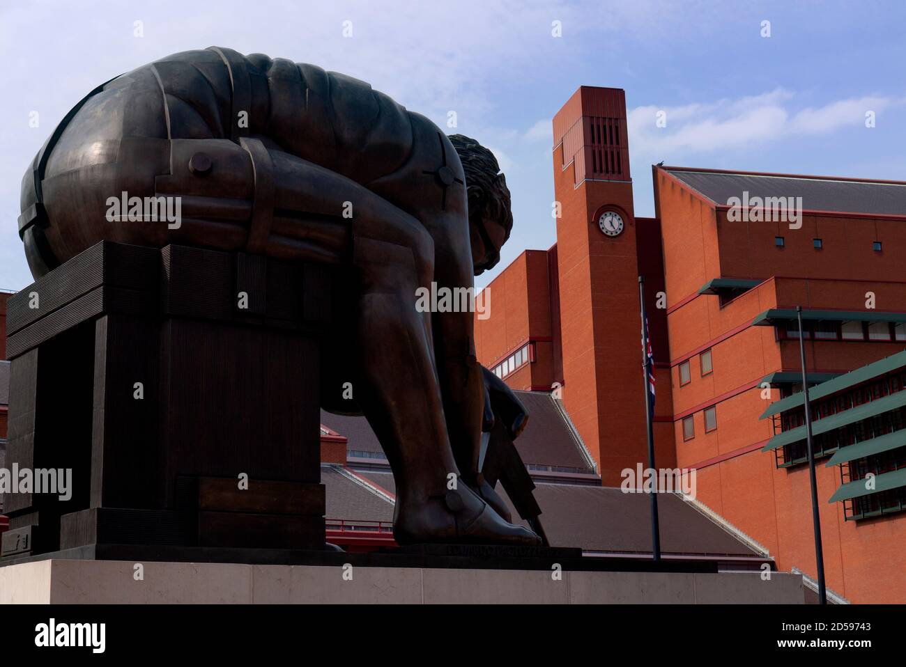 British library sculpture hi-res stock photography and images - Alamy