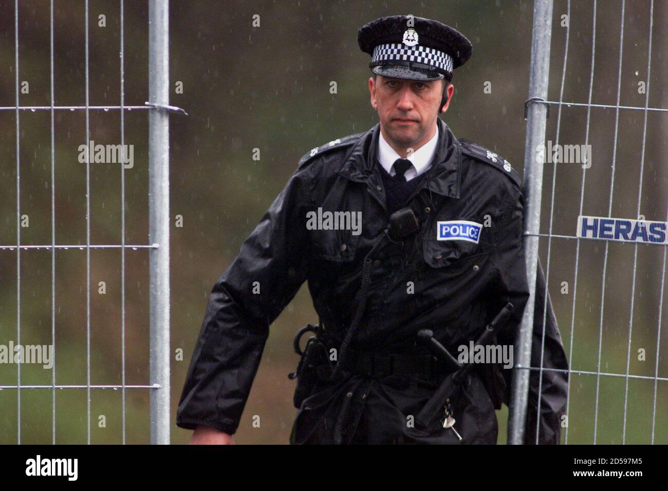 Scottish policeman hi-res stock photography and images - Alamy