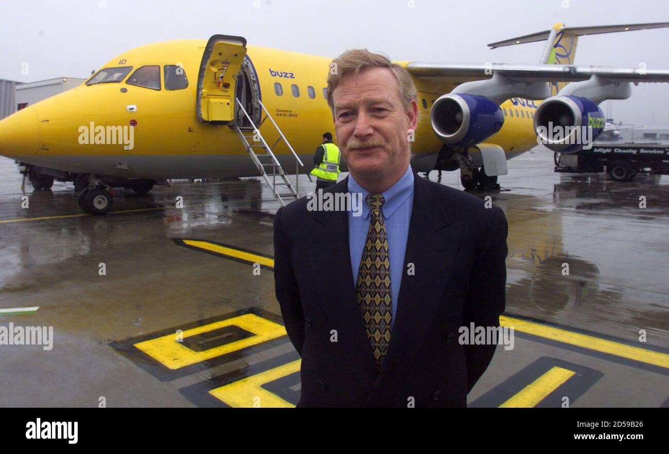 Buzz airline hi-res stock photography and images - Alamy