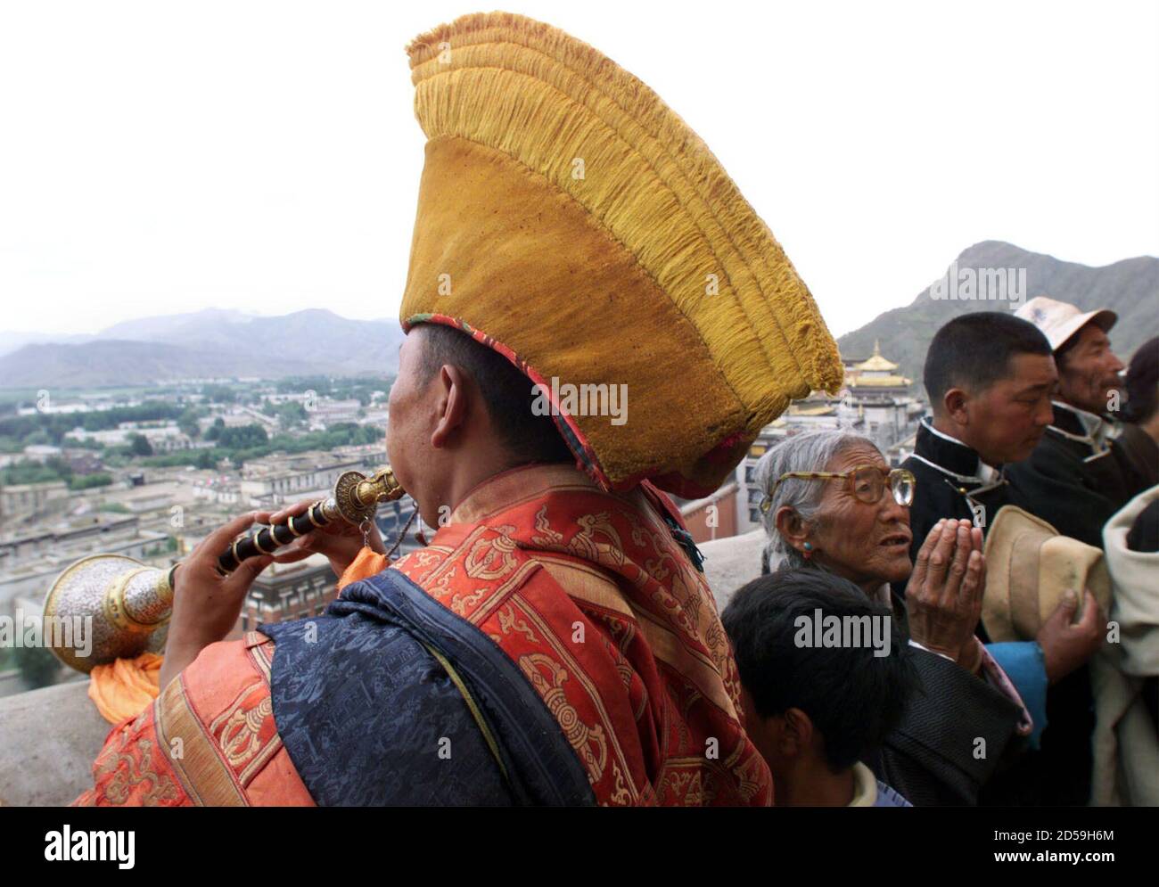 Tanka Painting High Resolution Stock Photography and Images - Alamy