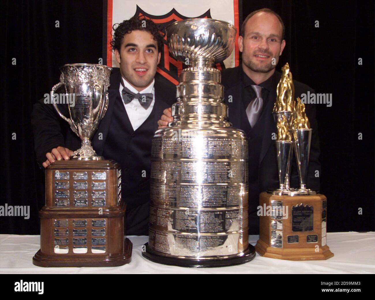Bill masterton memorial trophy hi-res stock photography and images - Alamy
