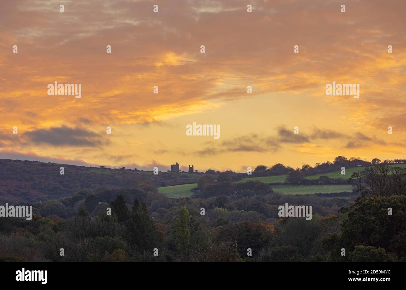 Picture evening sunset houses hi-res stock photography and images - Alamy