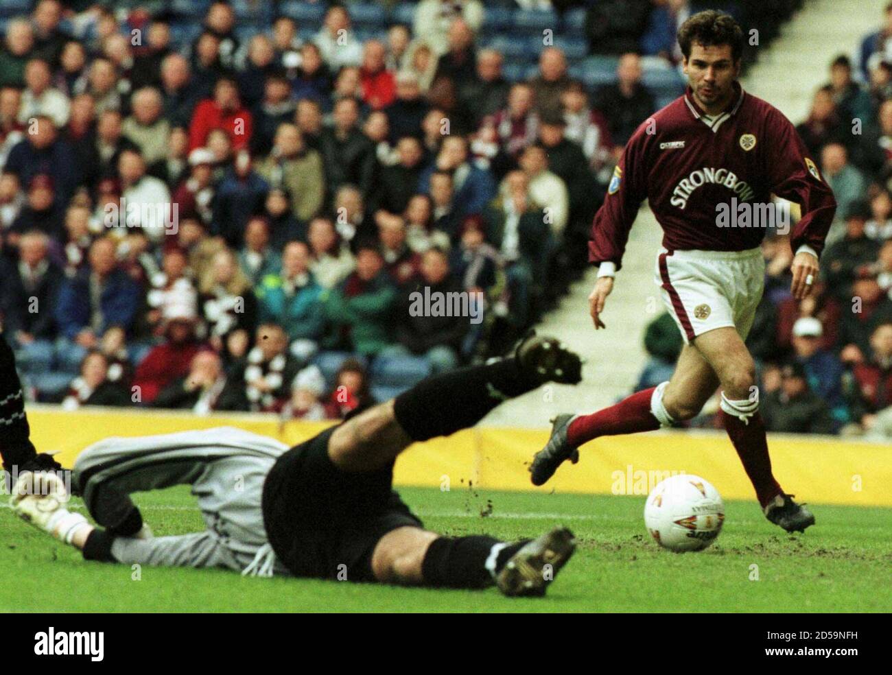 Paul mathers hi-res stock photography and images - Alamy