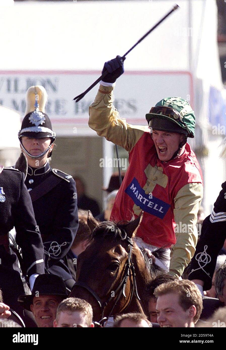 Richard dunwoody grand national hi-res stock photography and images - Alamy