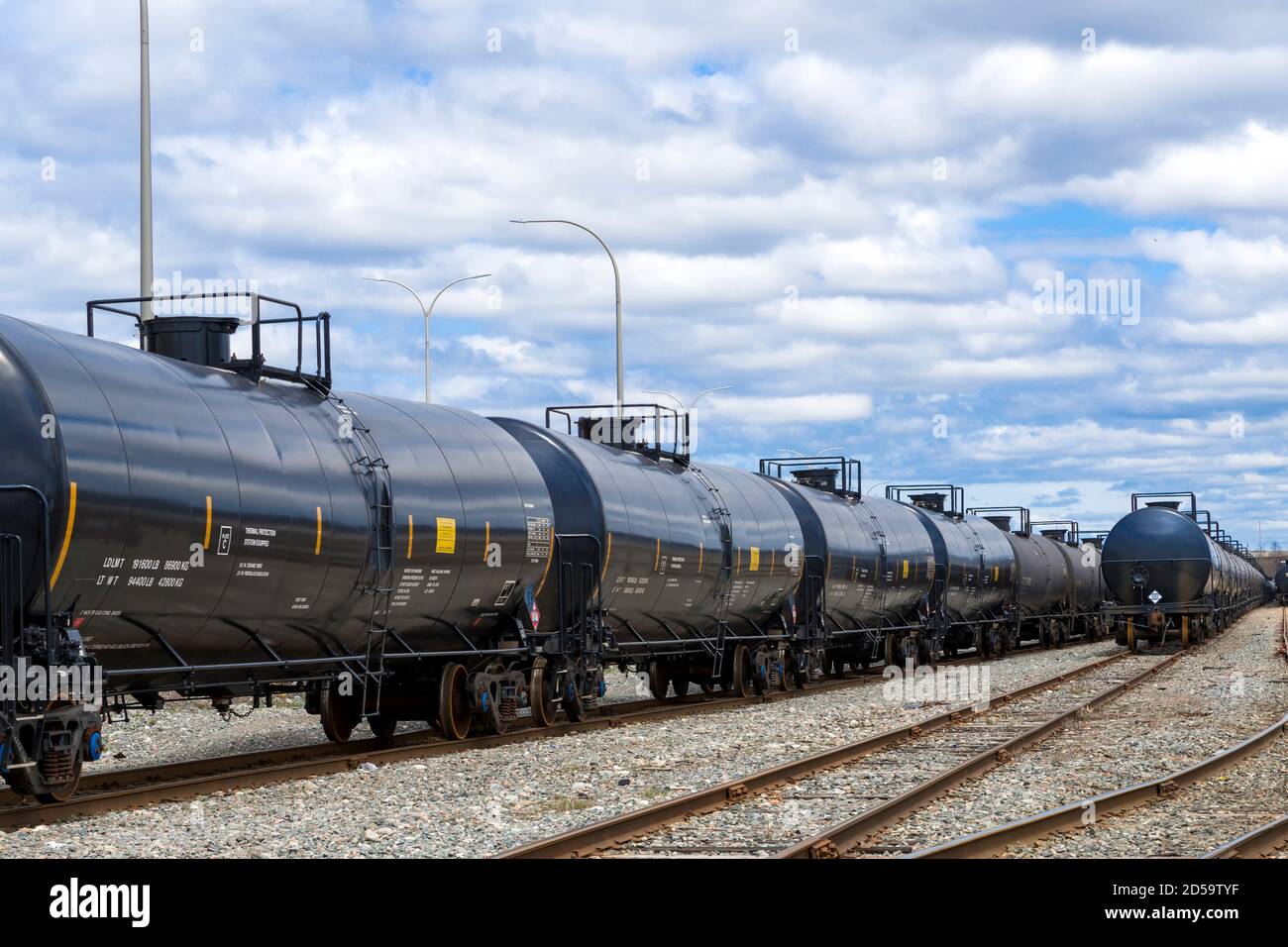 Petrolium tank hi-res stock photography and images - Alamy